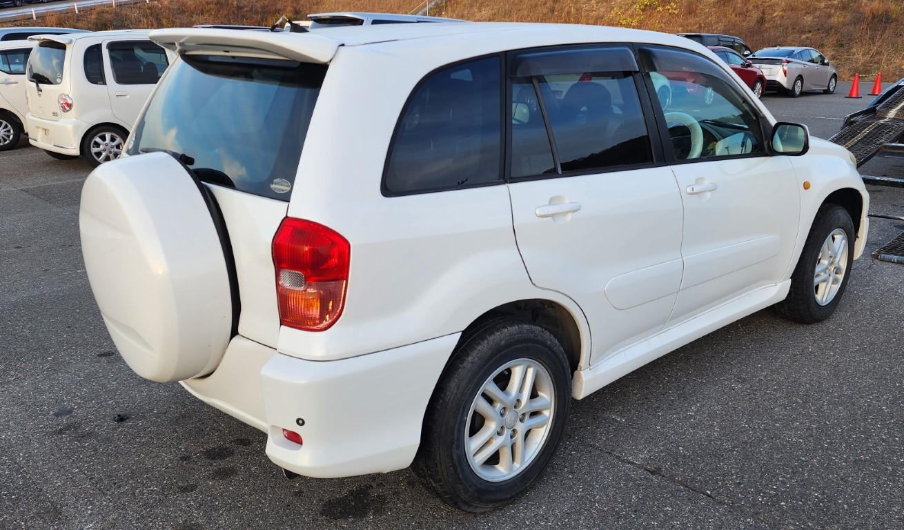 2000 TOYOTA RAV4 – SEKAI JAPAN